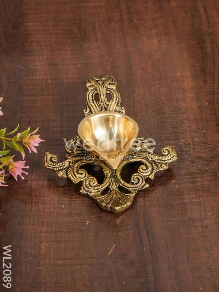 Brass Aarti Diya - WL2089 – BLiS